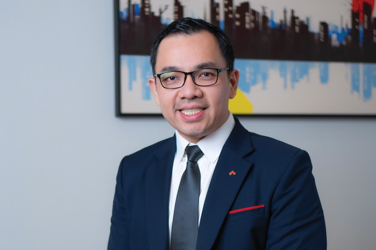 A New Way to Stay – Sunardi Song General Manager at Swissôtel Living ...