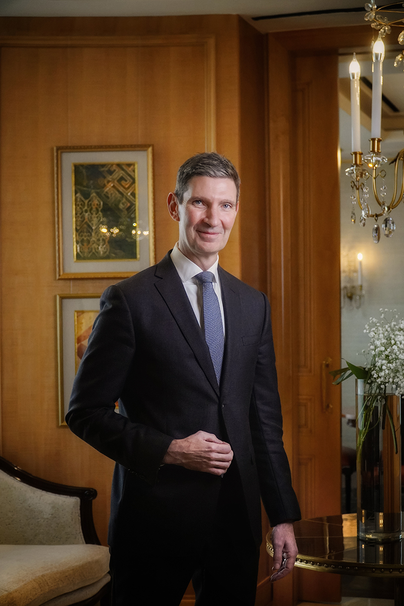 The Gracious Host | Asia Dreams